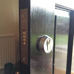 Framingham Locksmith Store | Locksmith Framingham, MA | 508-392-4263